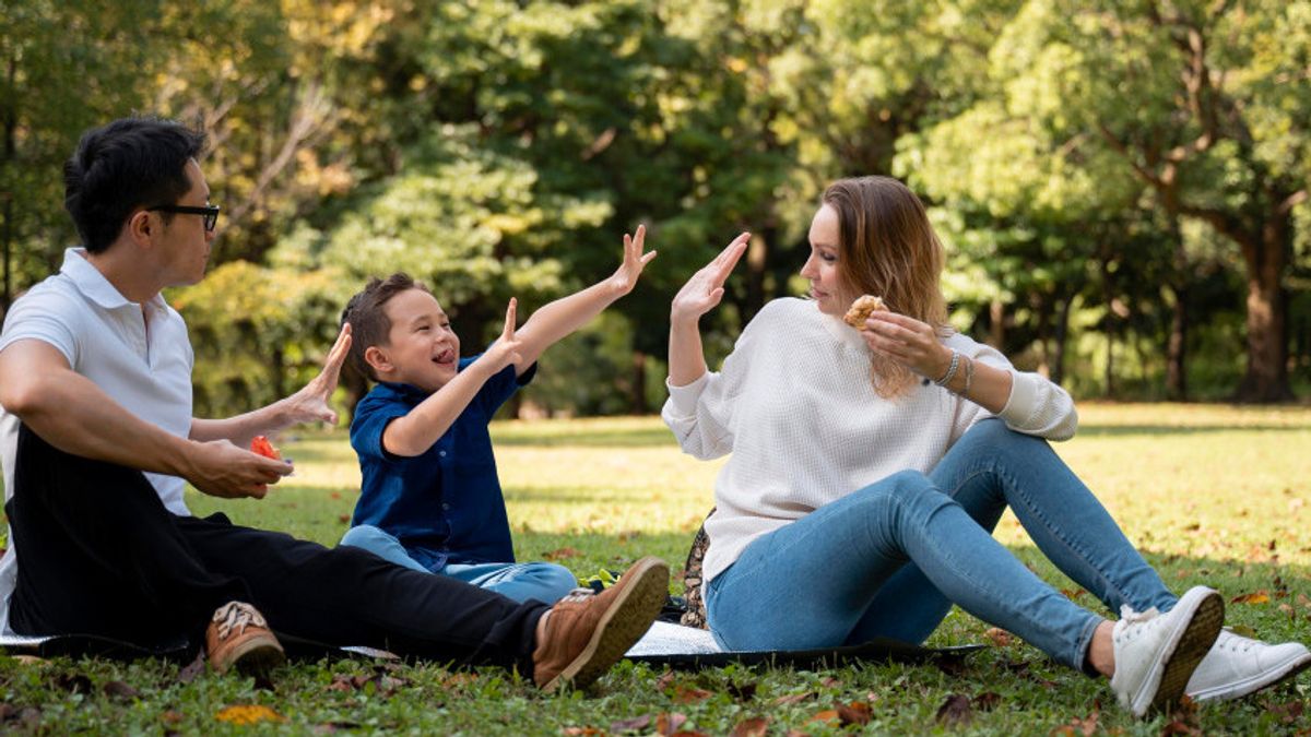 Healthy Relationships In Families Marked These 6 Things