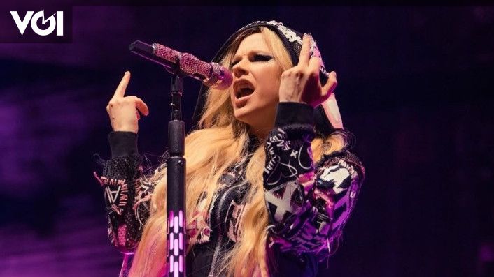 Avril Lavigne Akan Tampil di Warped Tour untuk Pertama Kalinya Avril Lavigne Akan Tampil di Warped Tour untuk Pertama Kalinya