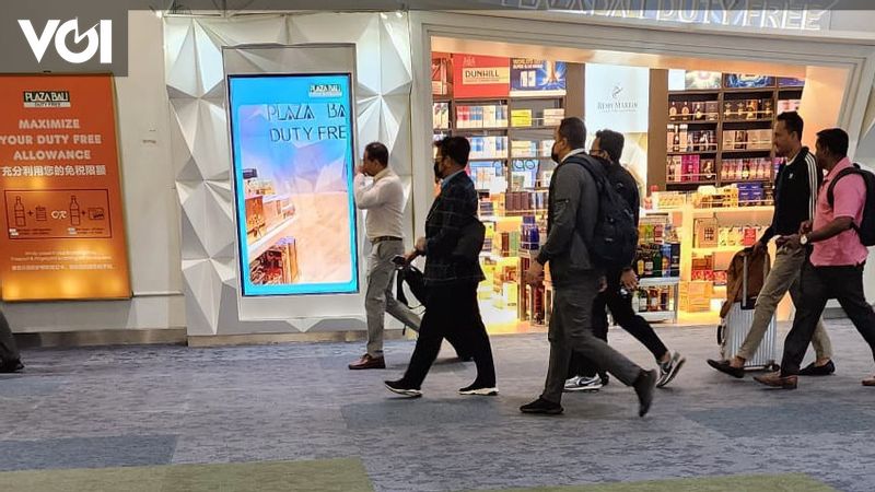 Imigrasi Bandara Soetta Tegaskan Mentan SYL Tak Dapat Perlakuan Khusus ... Imigrasi Bandara Soetta Tegaskan Mentan SYL Tak Dapat Perlakuan Khusus ...