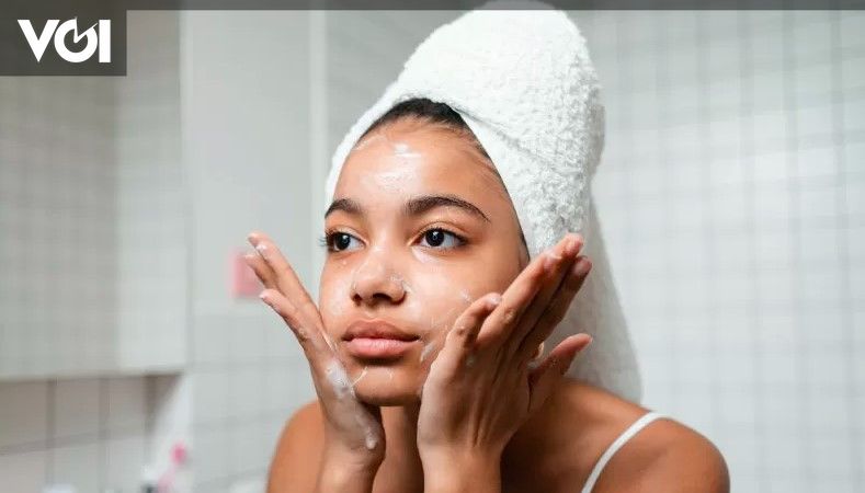 Usia Berapakah Anak Boleh Berkenalan Dengan Skincare? Usia Berapakah Anak Boleh Berkenalan Dengan Skincare?