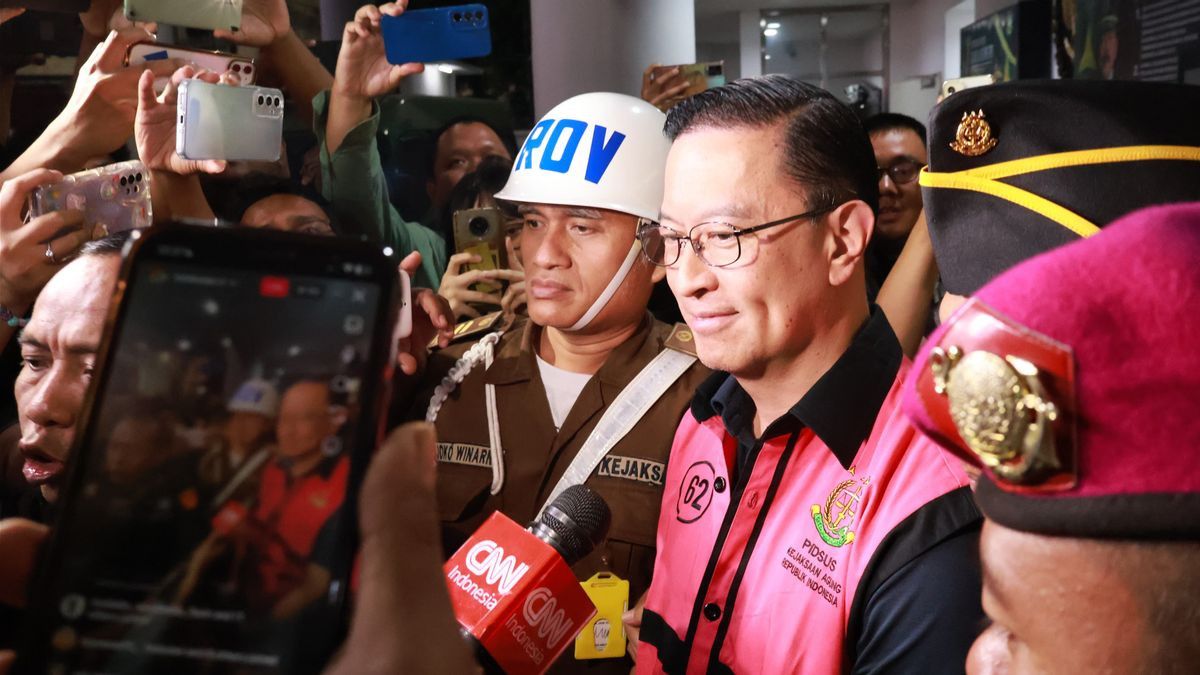 Hari Ini Tom Lembong Jalani Sidang Perdana Kasus Korupsi Impor Gula Hari Ini Tom Lembong Jalani Sidang Perdana Kasus Korupsi Impor Gula