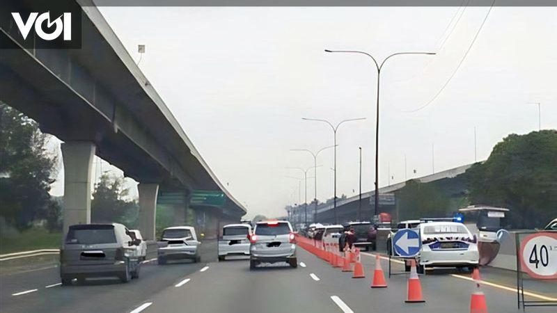 Jasa Marga Transjawa Toll Road Opens Contraflow At KM 55 To KM 65 ...