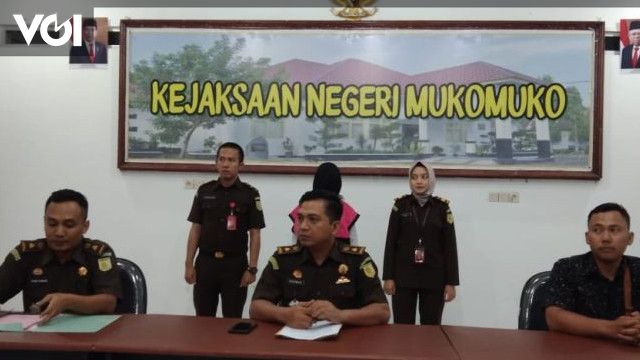 Dua Tersangka Korupsi Dana Desa Di Mukomuko Yang Bikin Negara Tekor Rp1